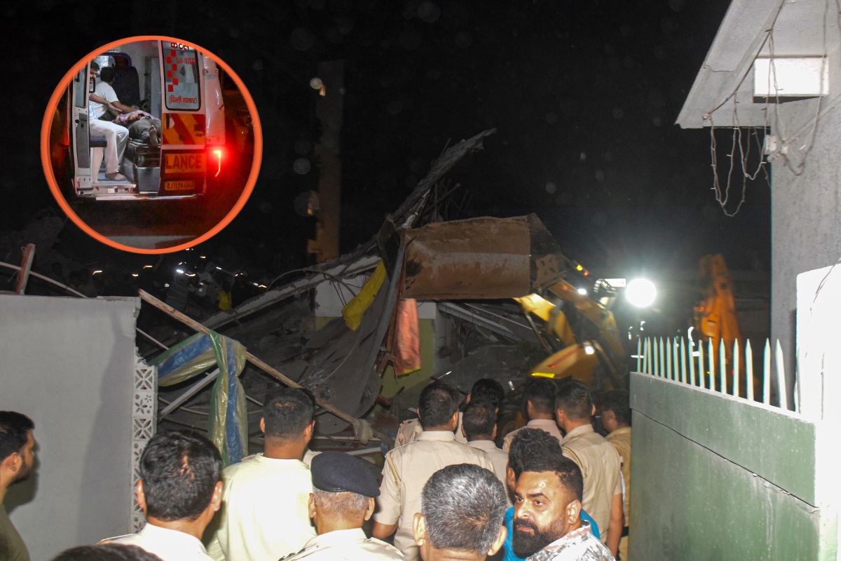 Delhi Building Collapse : दक्षिणी दिल्ली में तीन मंजिला इमारत गिरी, मची ...